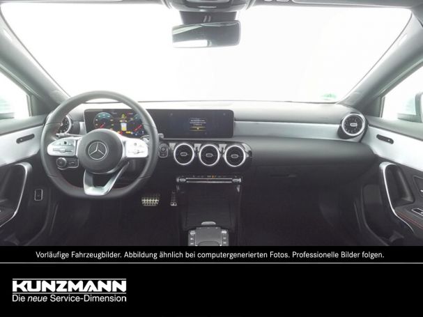 DISTRONIC PLUS | Mercedes-Benz | Regelt die Geschwindigkeit