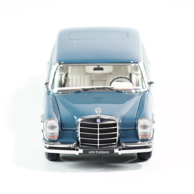 1:18 Modellauto 600 Pullmann W100 (1963 - 1991) blau Original Mercedes ...