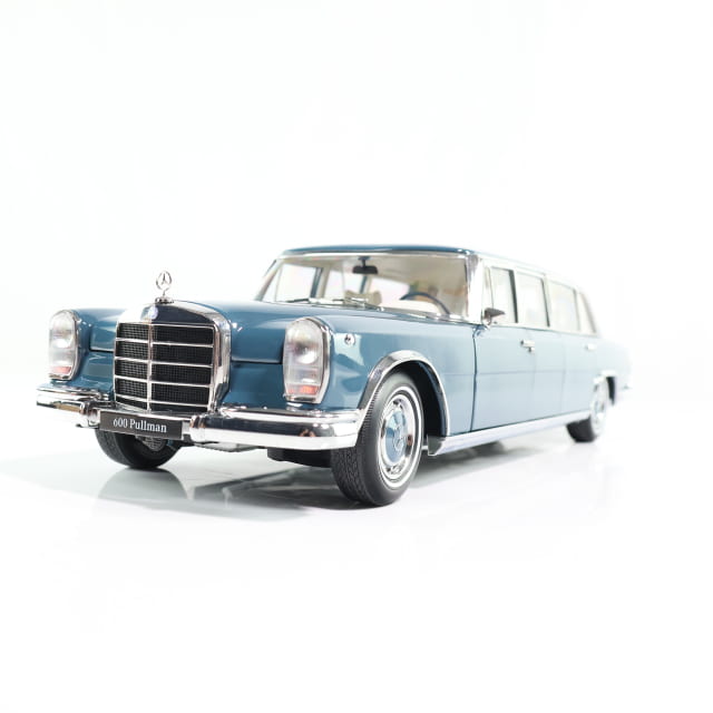 1:18 Modellauto 600 Pullmann W100 (1963 - 1991) blau Original Mercedes ...